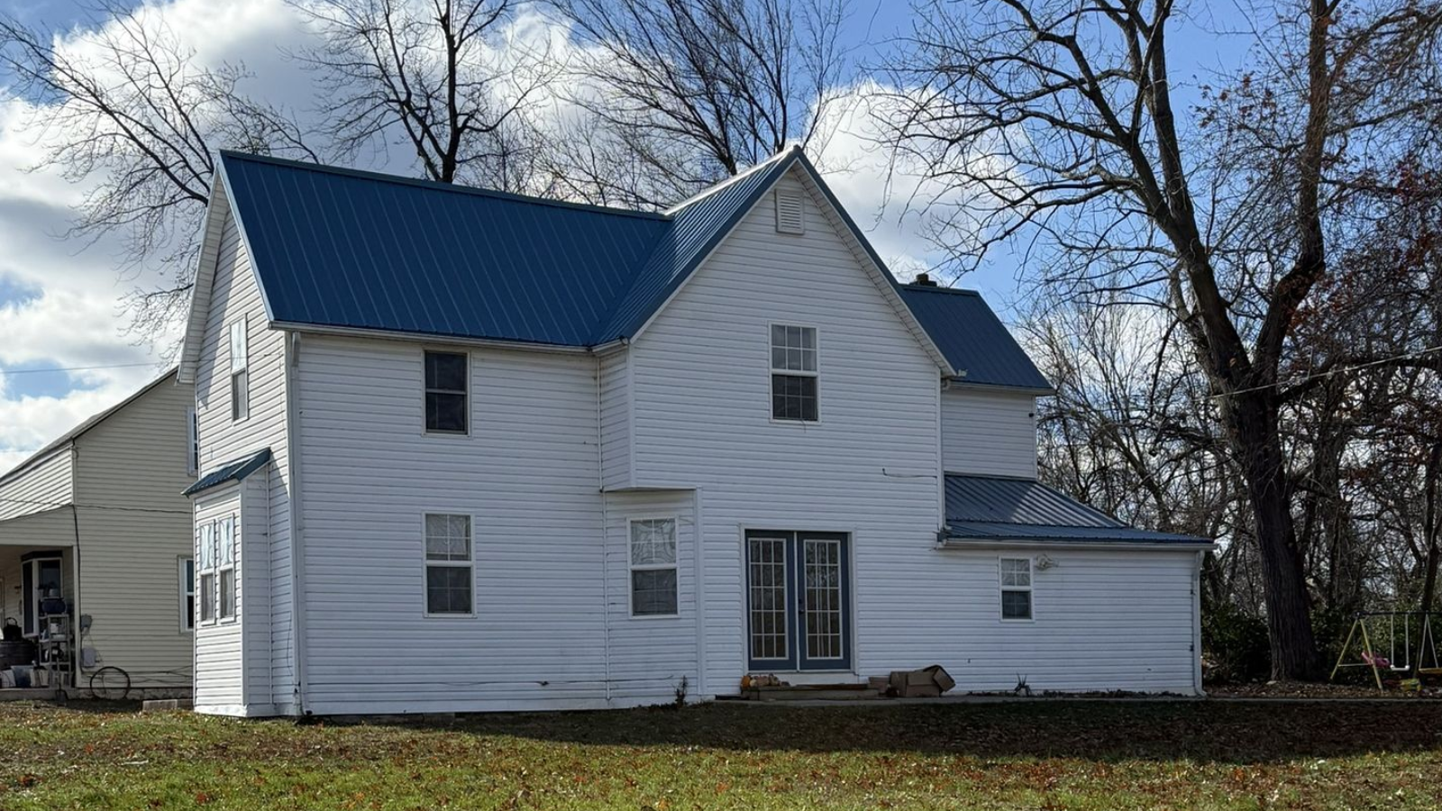 How to Choose the Best Roof Color Selection for Your Home